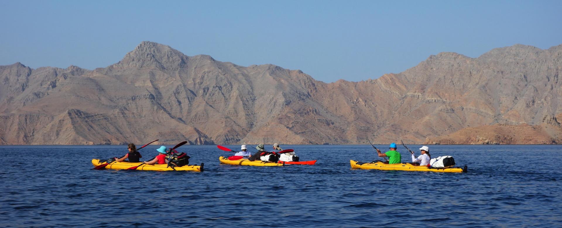 Kayak oman - Trek et kayak au Musandam - Rando-kayak - Oman - Allibert ...