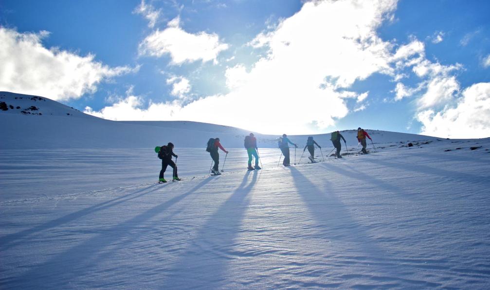 Ski de rando islande - La péninsule des Trolls en ski de rando - Ski de ...