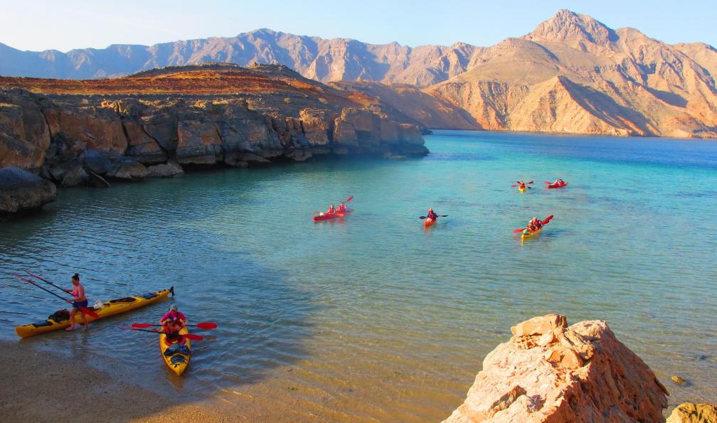Kayak oman - Trek et kayak au Musandam - Rando-kayak - Oman - Allibert ...