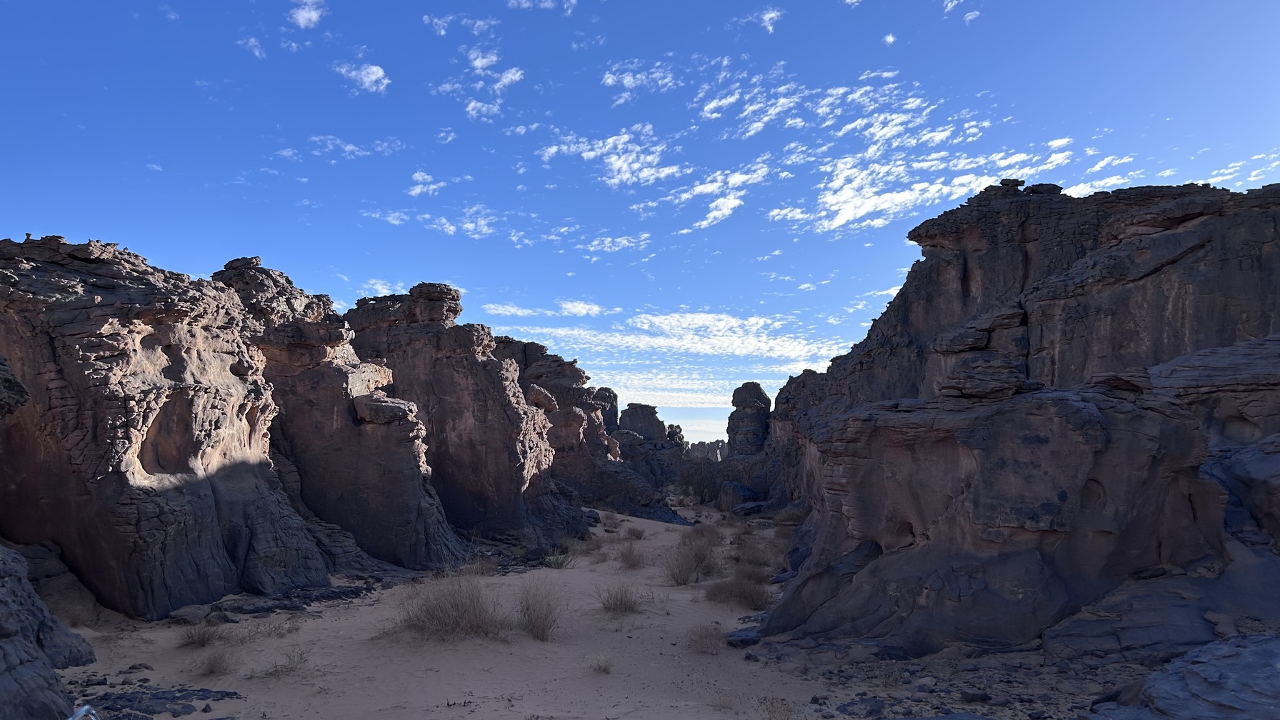 Trekking ajjers djanet - Sables et canyons des Ajjers - Trekking ...