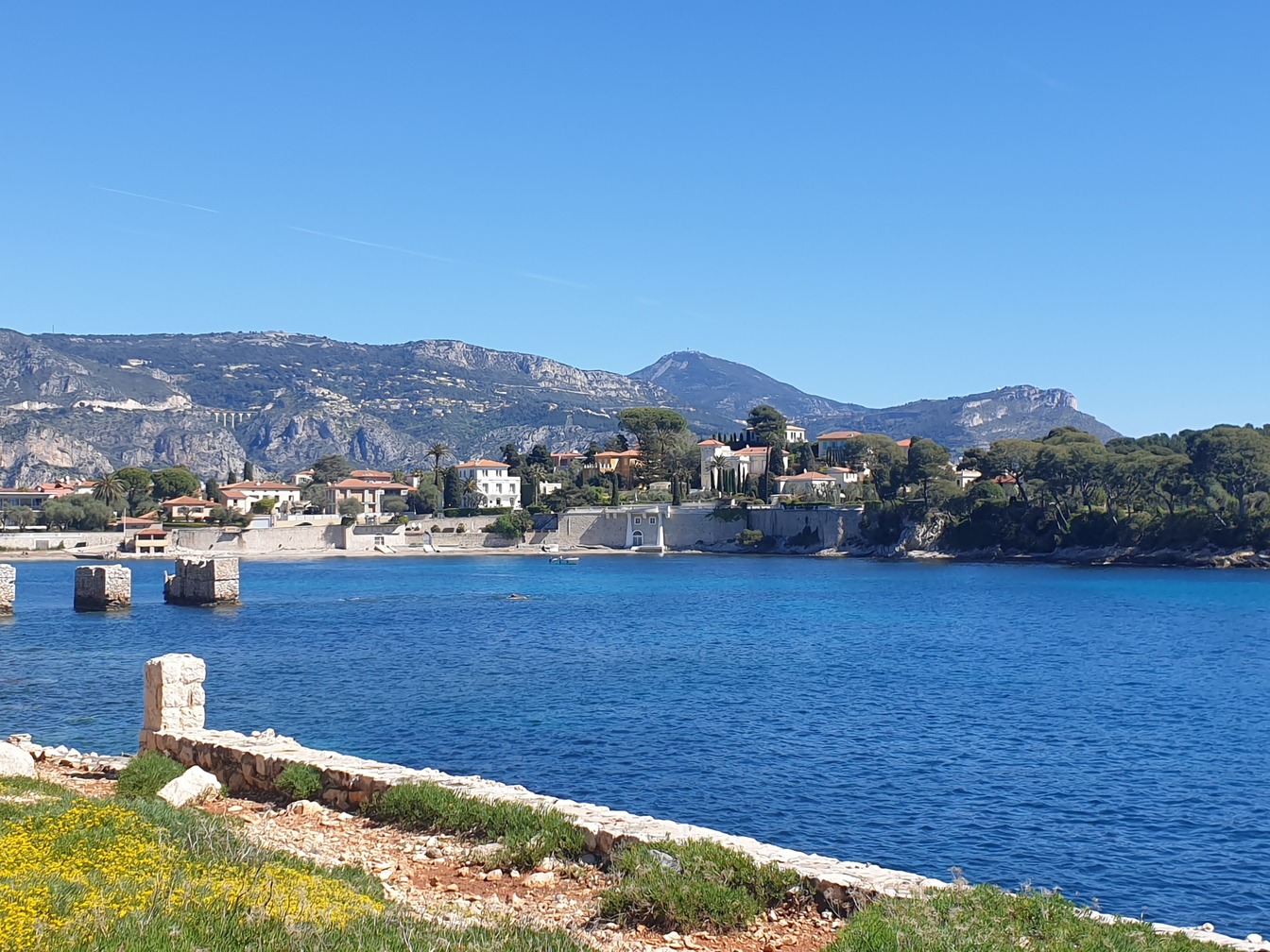 Circuit menton nice - Les balcons d'Azur : de Menton à Nice - Randonnée ...